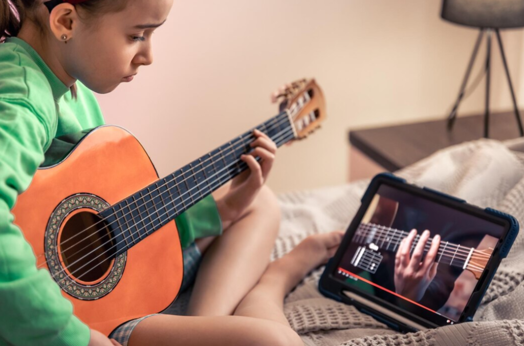 Unleashing Guitar Mastery with Online Lessons